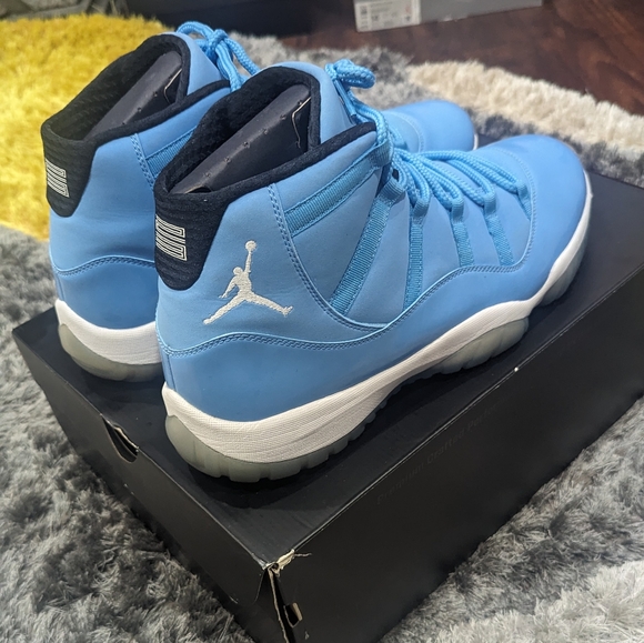 Jordan | Shoes | Nike Air Jordan 1 Pantone Gift Of Flight | Poshmark
